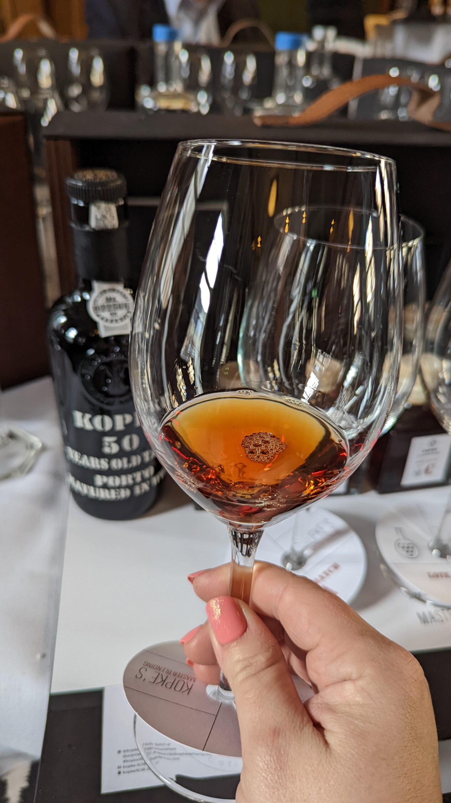 Wat is tawny port en hoe zit het met blenden? | Hart voor Wijn